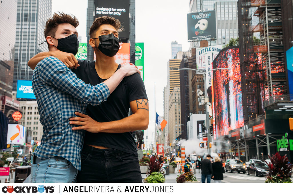 CB - ANGEL RIVERA & AVERY JONES 720p (Plex and Kodi Friendly)