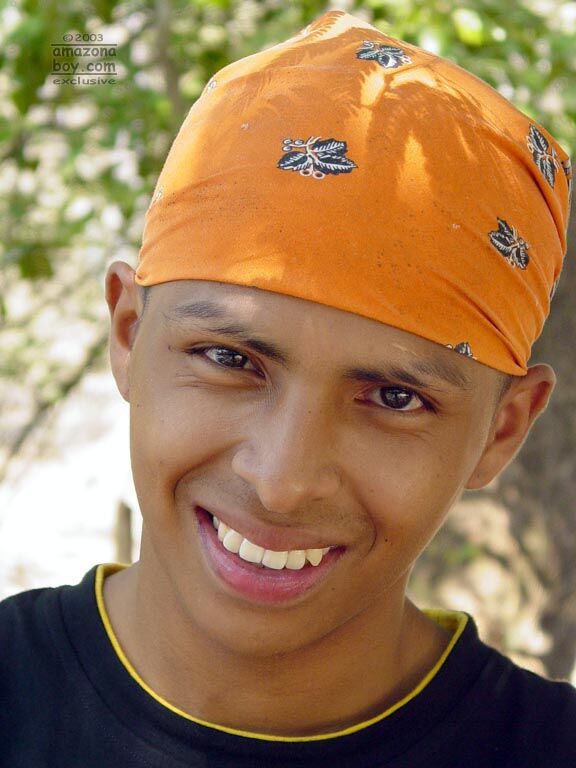 AmazonaBoys - Victor