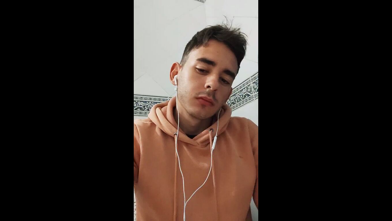Juan Martin Hot Guy Jerks Off